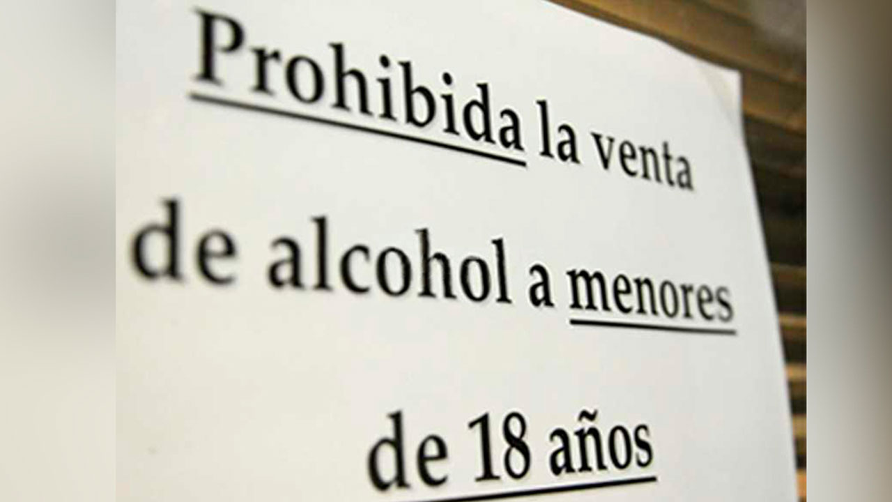 Prohibida la venta y consumo de alcohol de menores – Paralelo32