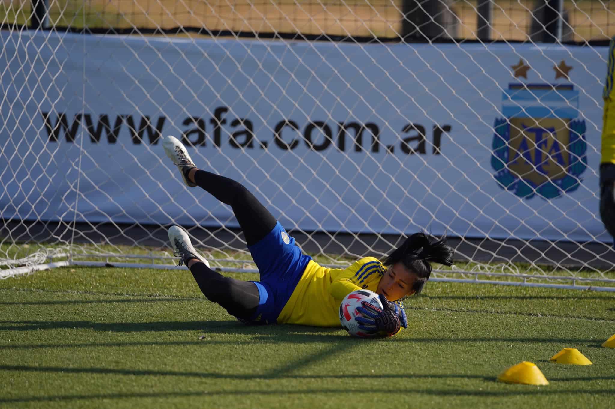 Andi Utz debutó con el plantel “Las Gladiadoras” – Paralelo32