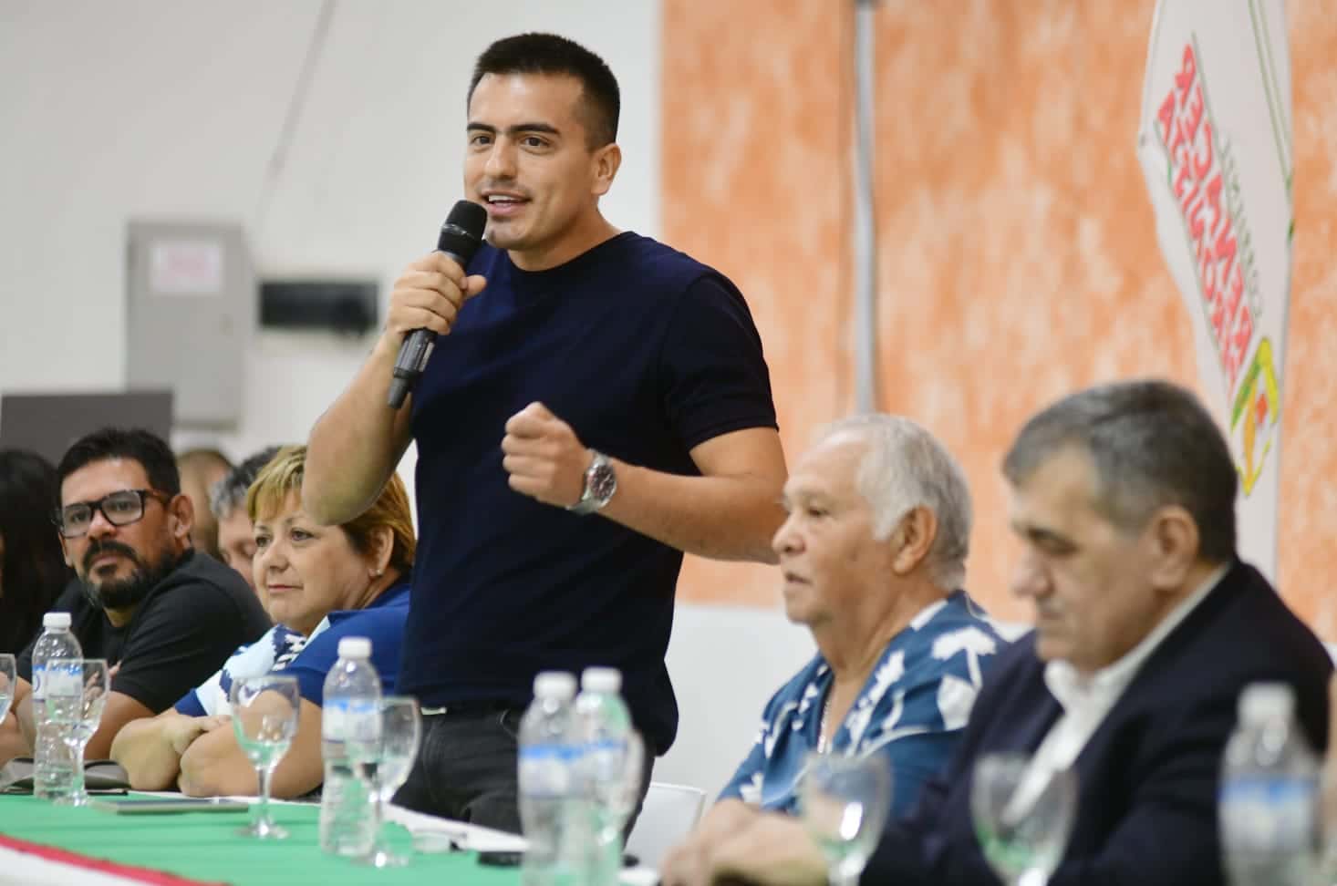 David Cáceres no descartó la posibilidad de integrar una fórmula por la ...