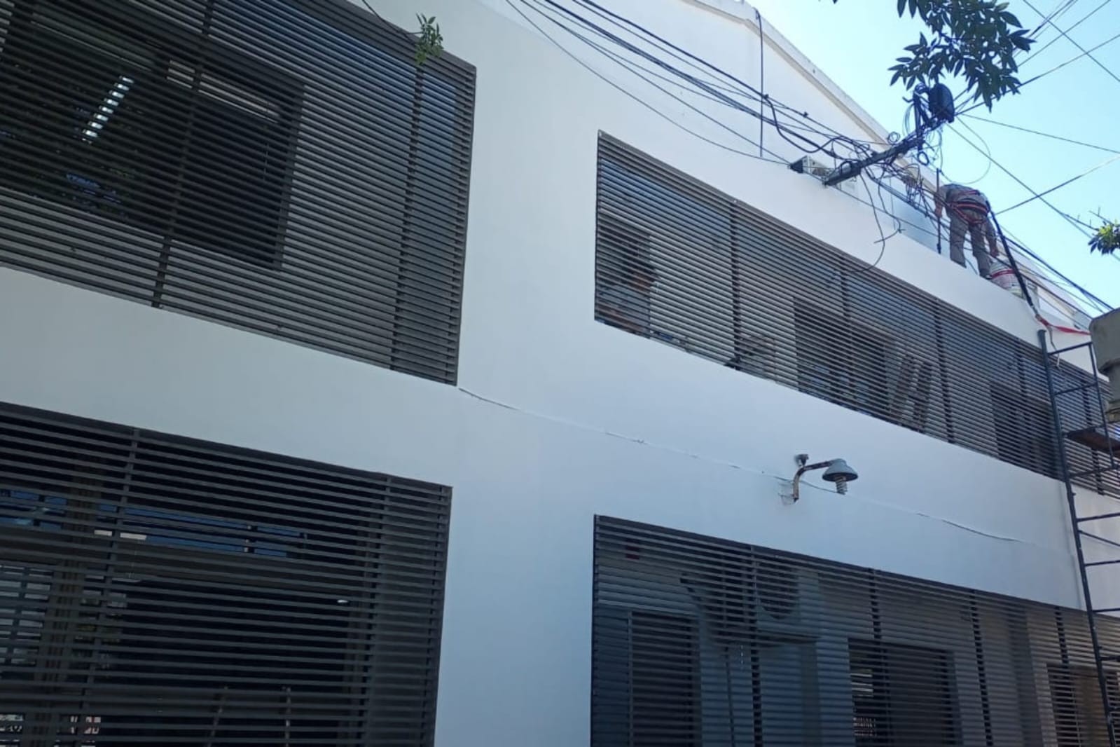 Avanzan los trabajos de mantenimiento en edificios públicos y escolares ...